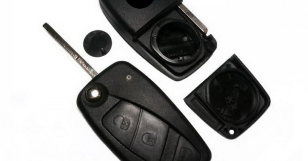 ΚΕΛΥΦΟΣ ΤΗΛΕΚΟΝΤΡΟΛ FIAT PANDA 3 ΚΟΥΜΠΙΑ ΑΝΑΔΙΠΛΟΥΜΕΝΟ | Kleidia.biz